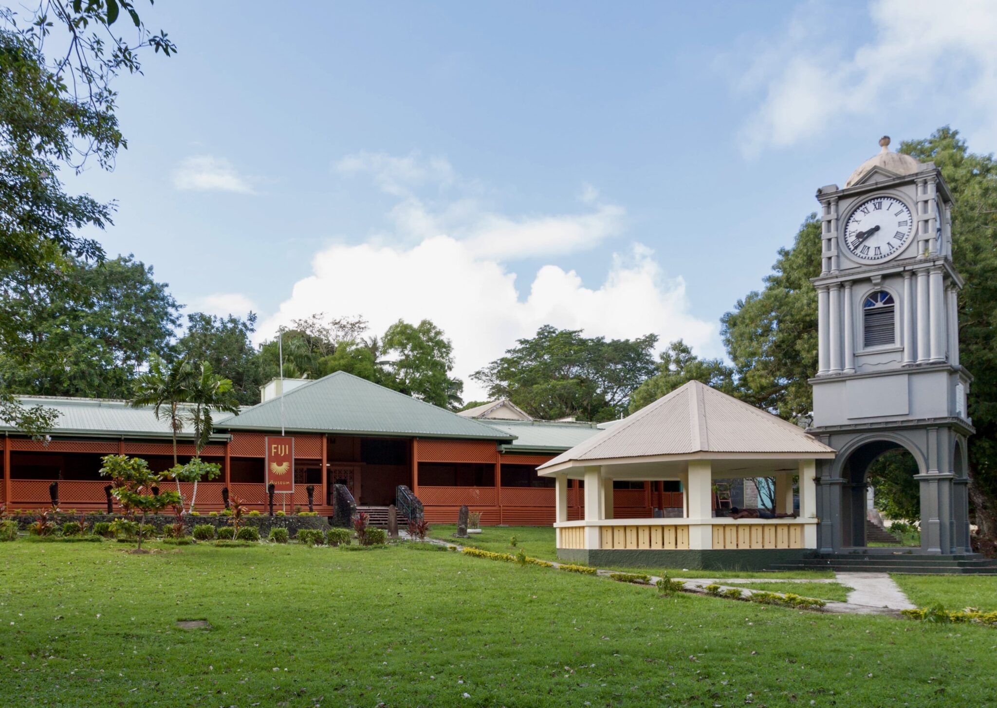 Fiji's Only Travel Guide You Need For A Great Trip in 11 Easy Steps